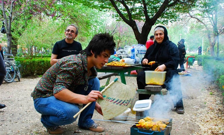 Sizdah Bedar Irans Nature Day Celebration – SURFIRAN