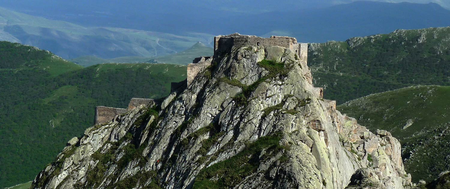 12 Most Famous Persian Castles and Citadels in Iran