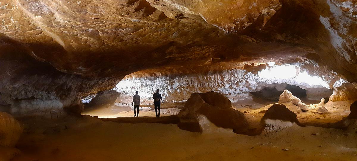Iran's Top 10 Caving Adventures: Subterranean Wonders Await – SURFIRAN