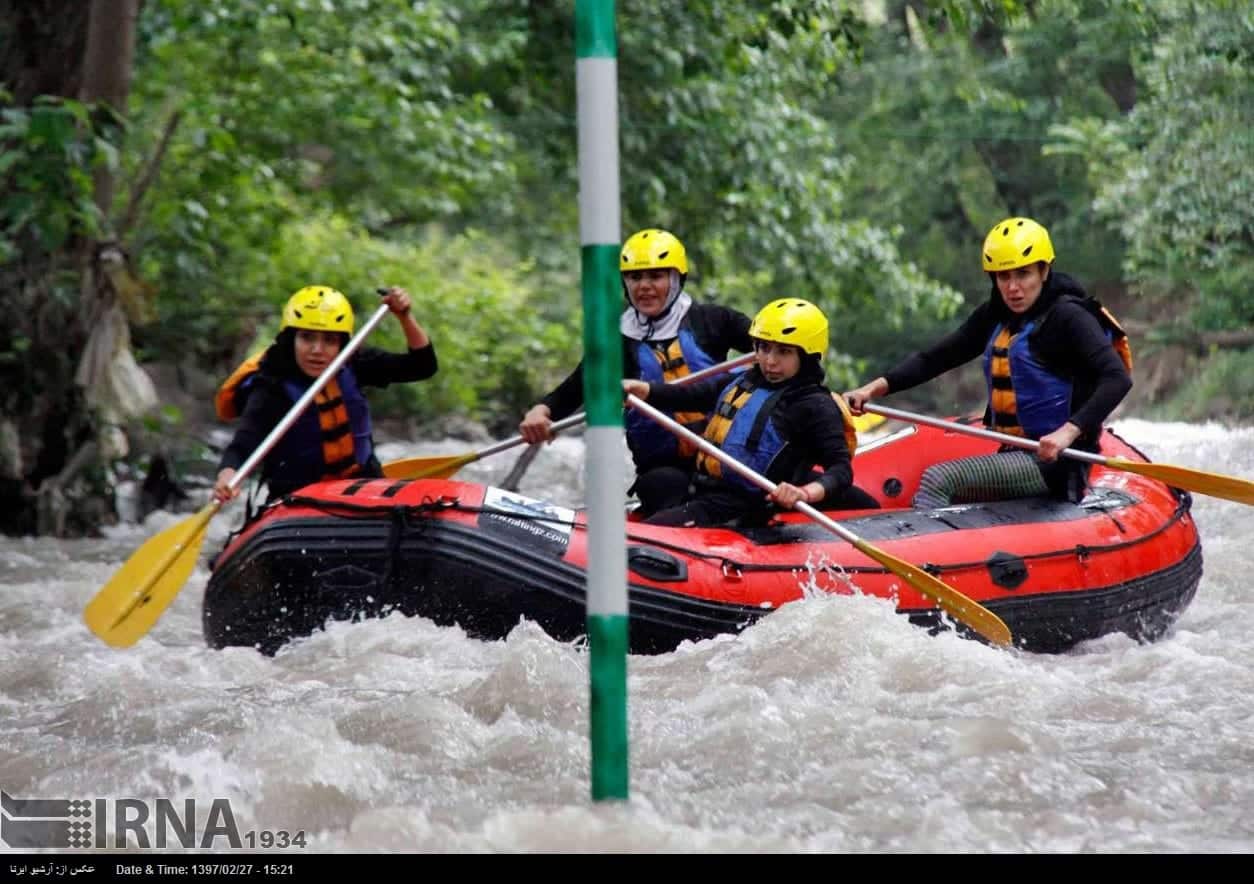 National Rafting Competition in Northern Iran – SURFIRAN