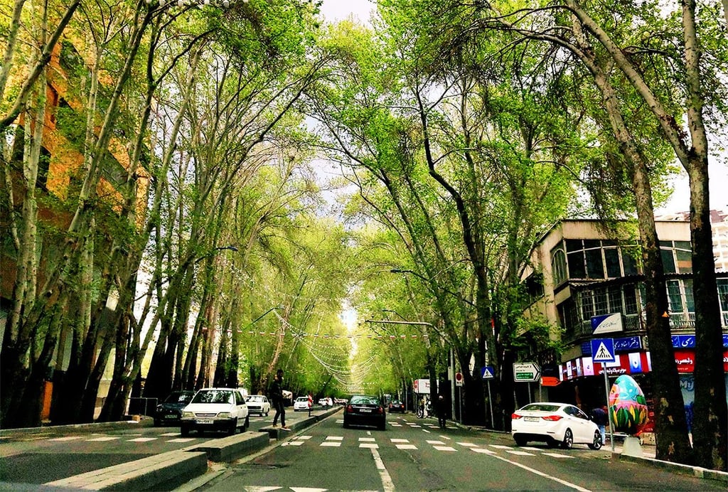 5 Best City Walks in Tehran