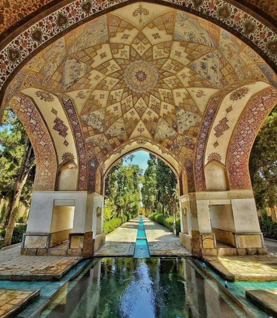 Fin Garden: A Historical Oasis in Kashan
