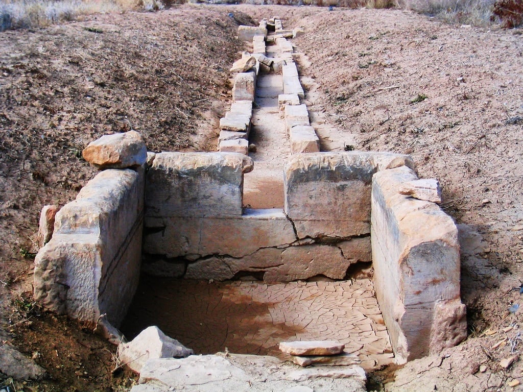 Pasargadae Travel Guide – SURFIRAN