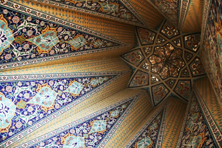 Explore Avicenna Mausoleum: A Monumental Tribute to Avicenna