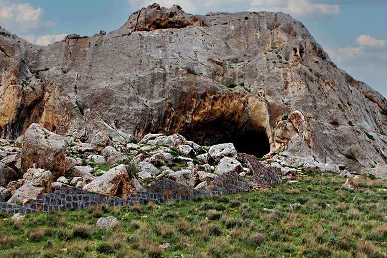 175,000-Year-Old Neanderthal Tooth Found on Dig in Iran