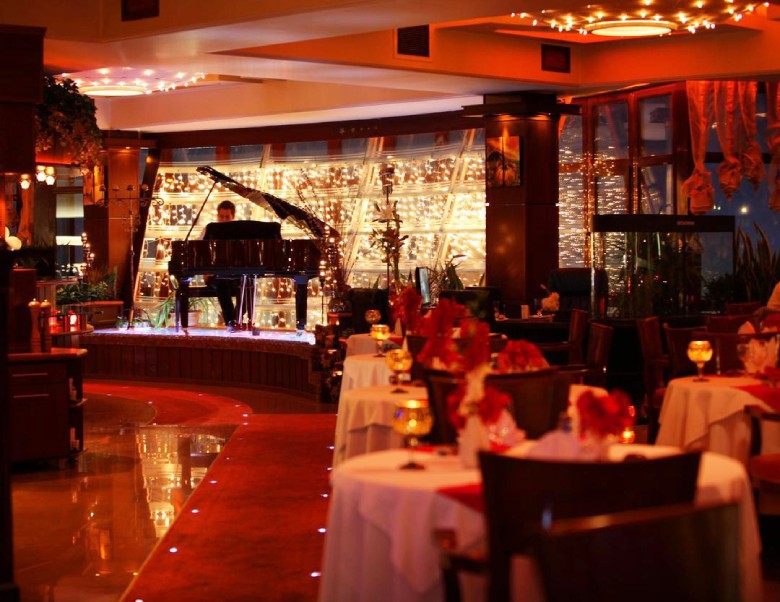 Top 10 Seafood Restaurants in Tehran: Savor the Sea