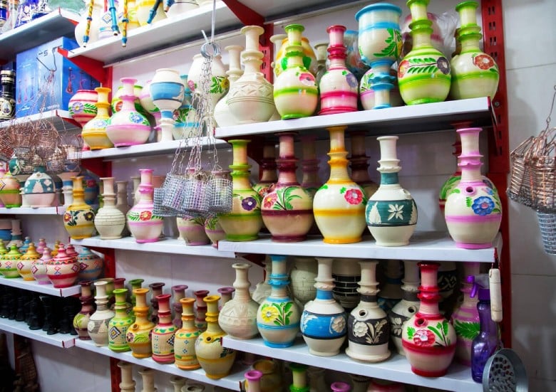 Discover The Bandar Abbas Bazaar