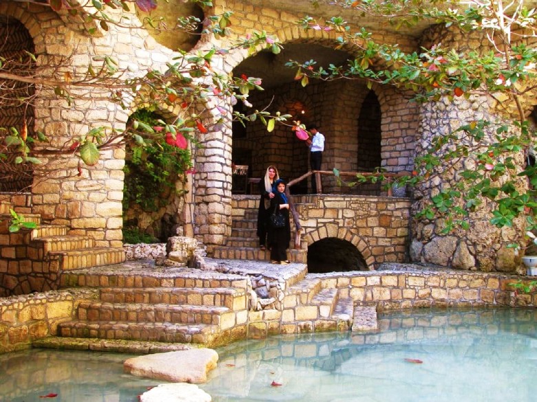 Kish Island: A Journey to the Underground City of Kariz