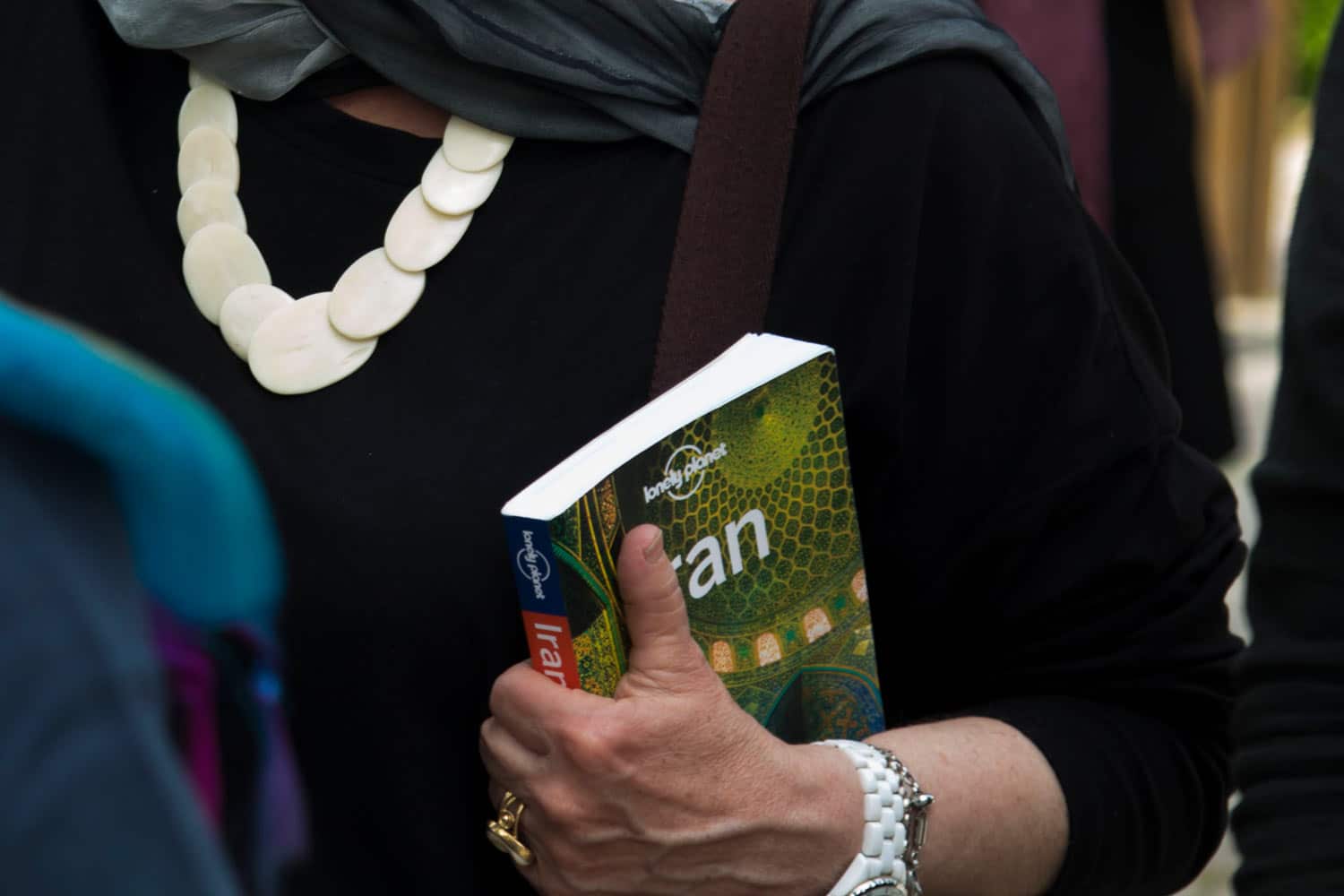 Best Iran Travel Guide Books For An Enhanced Journey – SURFIRAN