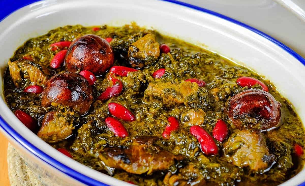 The 7 Best “Chelo Khoresh” Dishes You Must Try In Iran – SURFIRAN